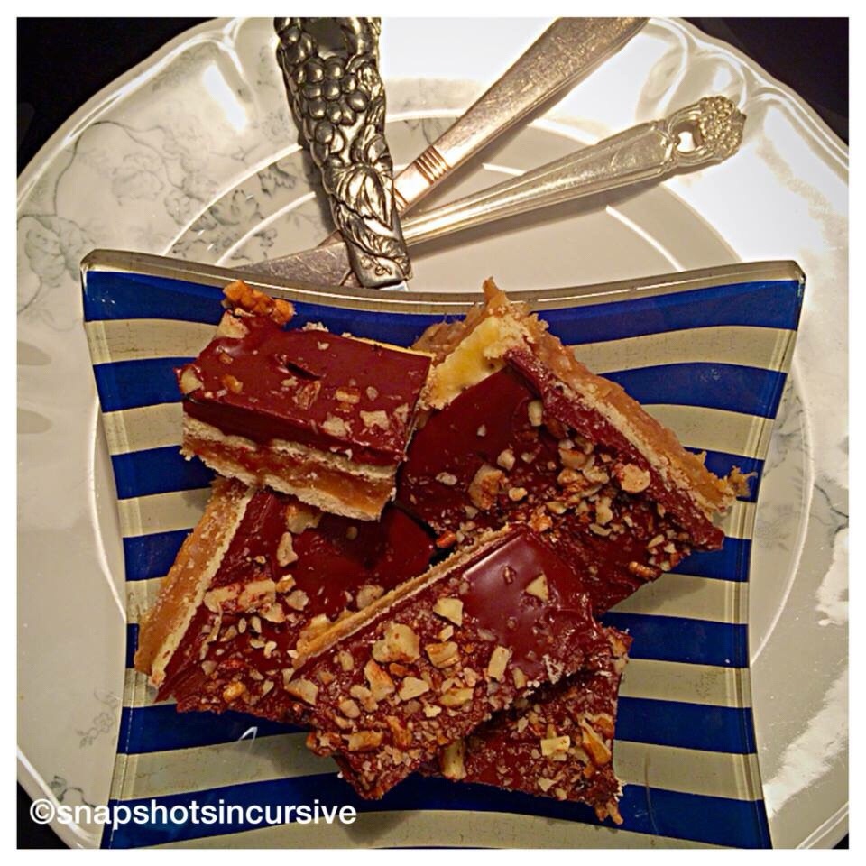 No-Bake Hazelnut Bars | snapshotsincursive